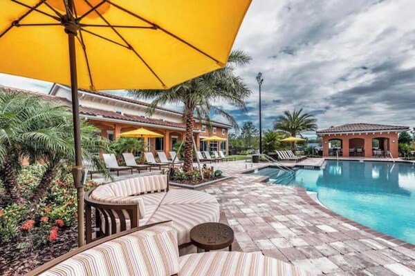 Comfy King Bed, Pets Allowed, 15 Min To Parks - St. Cloud, FL
