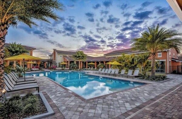 Cozy King Bed, Pet-friendly, 15 Min To Disney - St. Cloud, FL