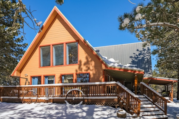Charming 3-bedroom Cabin With Wifi In Angel Fire - Eagle Nest, NM