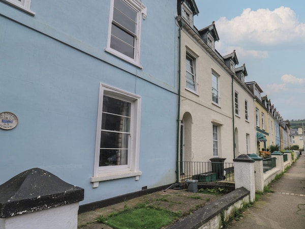 The English School, Flat 2, Country Holiday Cottage In Dartmouth - Kingswear