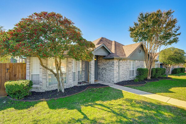 1/2 Mi To Frisco Commons Park: Poolside Oasis! - フリスコ, TX