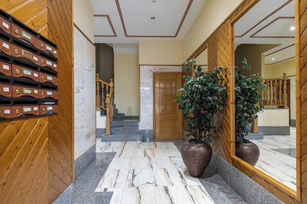 Apartment 'Celso Emilio Ferreiro' With Wi-fi - Sober