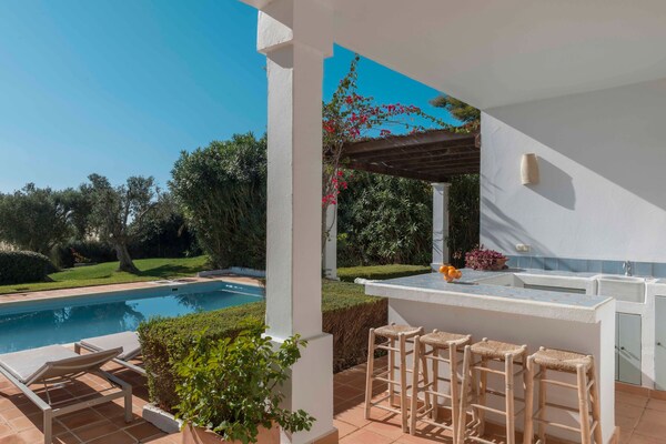 Maison De Vacances 'Petunia' Avec Piscine Privée, Wi-fi Et Climatisation - Benalup-Casas Viejas