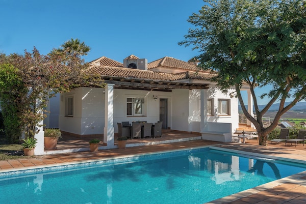 Maison De Vacances 'Dalia' Avec Piscine Privée, Wi-fi Et Climatisation - Benalup-Casas Viejas