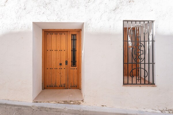 Country House 'Cueva De La Portería' With Mountain View And Wi-fi - Chelva