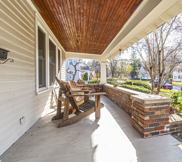 Peaceful Retreat Perfect For Track Season! - Saratoga Springs, NY