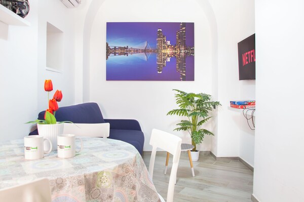 Home4apartment Salerno Center, With Private Patio - Salerno