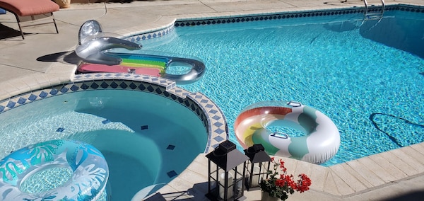 Family Time/relaxation Getaway - Kid/pet Friendly - Riverside, CA