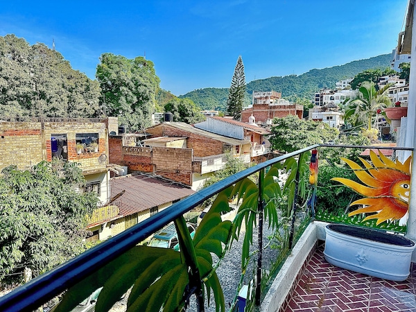 Romantic Zone Spacious, Elegant, And Fun 4 Bedroom Condo - Puerto Vallarta