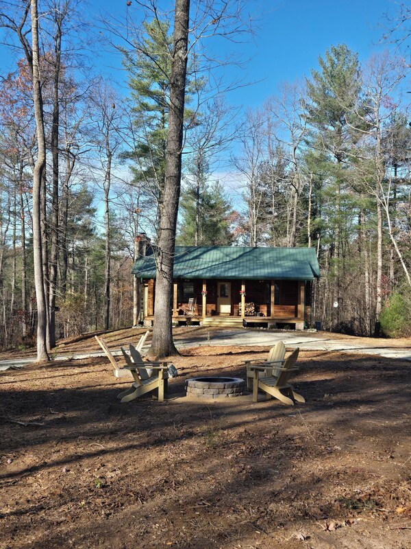 Kovi Bear Cabin Near Shenandoah Np, Wineries & Restauraunts With Wi-fi - Culpeper, VA
