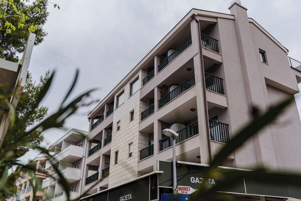Makarska Beach Apartment Lucija 401p (2 + 1) - Promajna