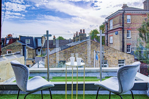 Hybrid Resi - New Malden |1 Bed. - Epsom
