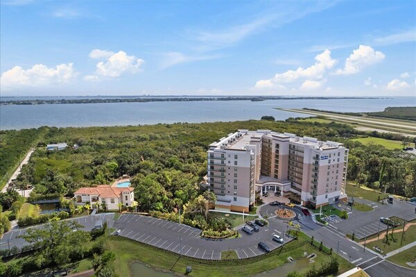 River Fly In: The Merritt, Launchpad Lookout View - Cocoa, FL