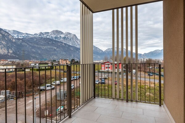 Appartement 'Casa Canova- Free Parking' Avec Vue Sur Les Montagnes, Terrasse Privée Et Wi-fi - Trente
