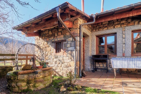 Country House 'Aldaron' With Mountain View, Private Garden And Wi-fi - Boca de Huérgano