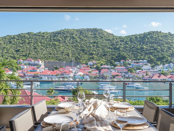 Beautiful 2-bedroom Apartment In Gustavia With Harbor View In Saint Barthélémy - Saint Barthélemy