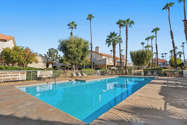 The Caddie Shack On The Course - Resort And Pool - Palm Desert, CA