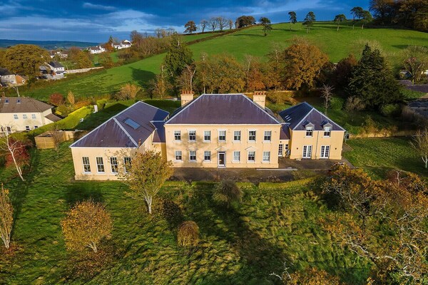 Finest Retreats - Ty Penbryn - Carmarthen