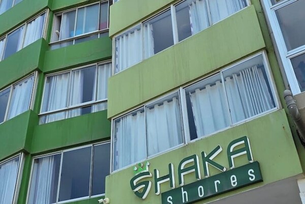 Shaka Shores Apartment 9e\n\n - Durban