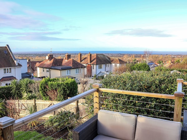 Awel Y Mor, Pet Friendly, With Hot Tub In Prestatyn - Prestatyn
