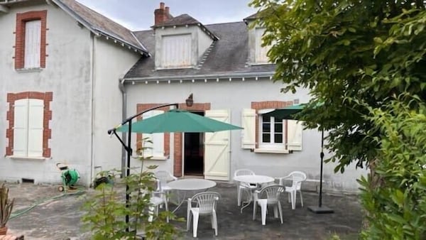 Villa Le Roche Du Ris -  10-12 Personnes - Indre