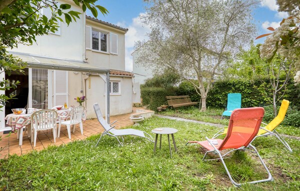 3 Bedroom Awesome Home In Lagord - Châtelaillon-Plage