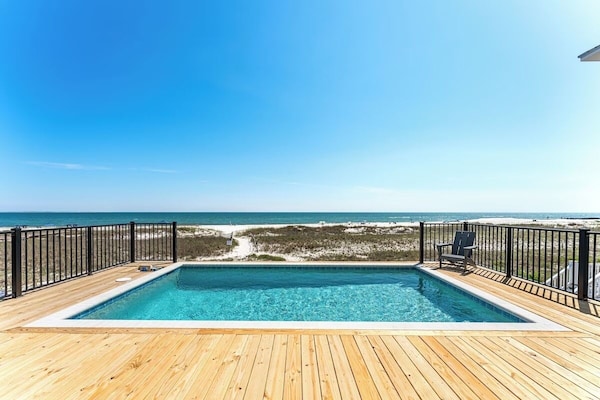 Beachfront, 2nd Level Pool, 6bd,7ba, Sleep 20, Patio, Fire Pit. - Mexico Beach, FL
