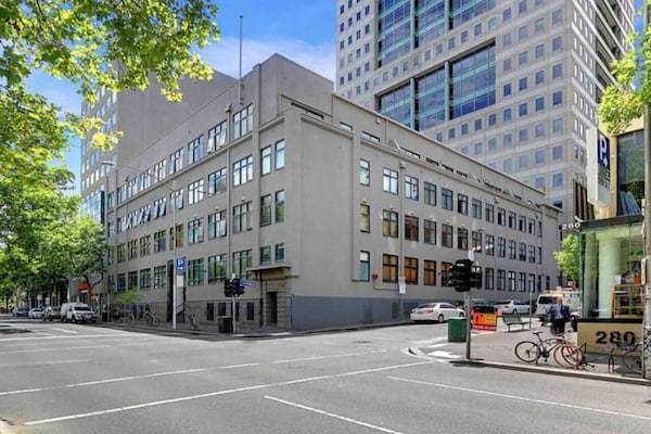 Spacious 2br Apartment With Extra Sleeping Space - Southern Cross Railway Station, Docklands