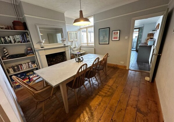 Little House - Quatre Chambres Maison, Couchages 8 - Southwold