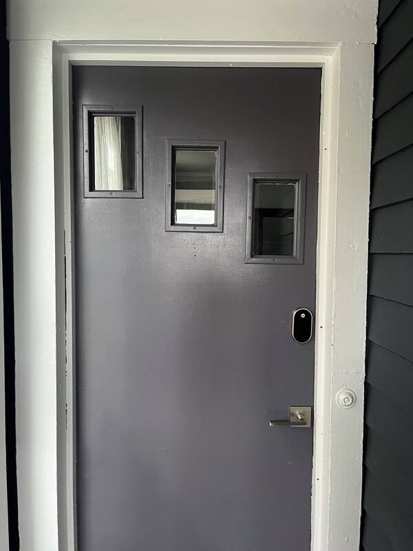 Charming 2-bedroom Apartment With Wifi And Ac In Tipp Hill, Syracuse. - State of New York