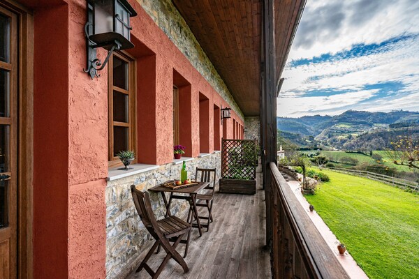 Room 'Biología' With Mountain View, Shared Terrace And Wi-fi - Villaviciosa