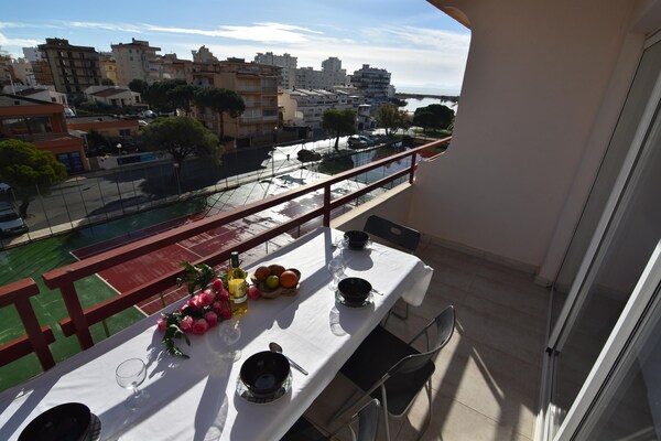 Buchen Sie Ihre Gemütliche Wohnung In Roses Mit Pool, Wlan Und Klimaanlage, Nur 1500 Meter Vom Strand Entfernt. - Roses