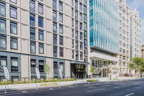 Blueground | Logan Circle, Gym & W/d, Nr Metro - Arlington, VA