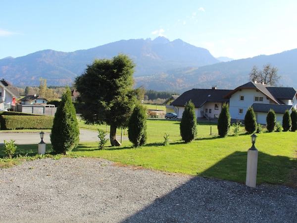 Authentic Log House Near Top Ski Resort - Weissensee