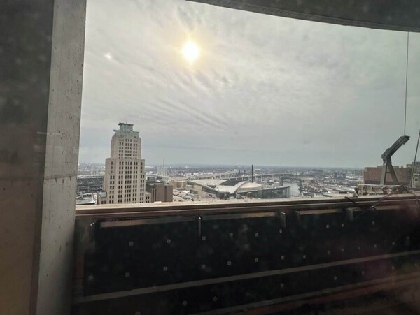 2br/3ba Combined Apartments With  City Views - Cleveland, OH