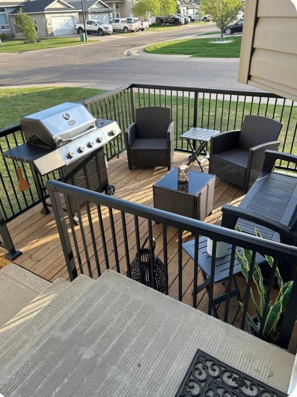 Modern 2 Bedroom Basement Suite - Grande Prairie