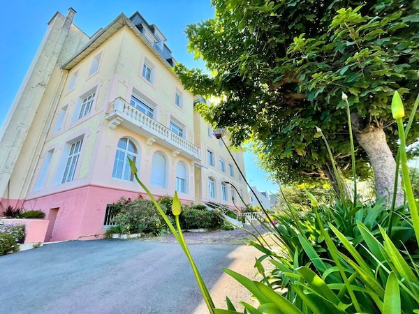 Appartement Bien Situé Au Bord De Mer à Carantec - Jardin Georges Delaselle