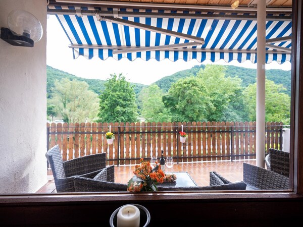 Beautiful Vacation Home In Nehren On The Moselle - Beilstein