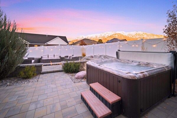 #1 Summer Retreat/custom Sauna/theatre/lux Mtn Spa - Orem, UT