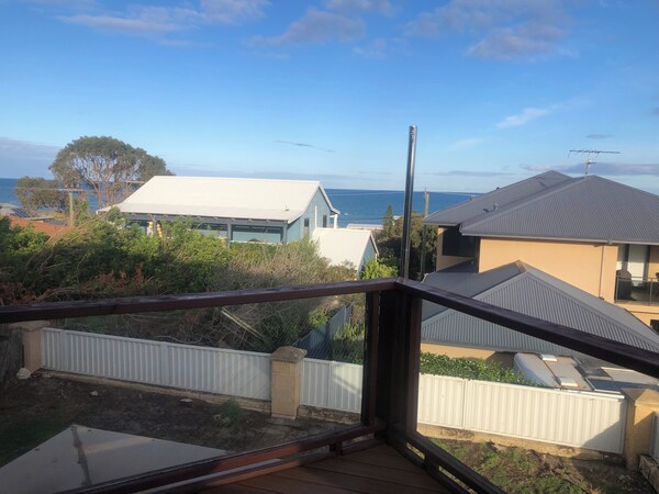 Amazing Ocean Views And  Estuary Views Of Falcon- This Is Truly  One Of A Kind ! - Mandurah