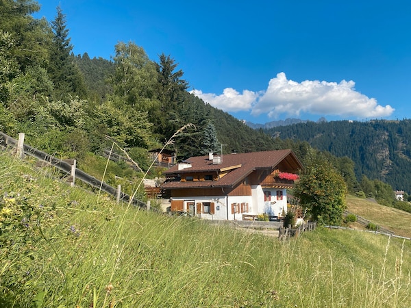 Appartamento 'Leitner Stubenwohnung' Con Vista Sulle Montagne, Terrazza Privata E Wi-fi - Tires