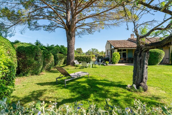 ÉLégance Et Sérénité Au Cœur Des Alpilles : Séjournez Au Mas Lis Amélie à Eygalières - Bouches-du-Rhône