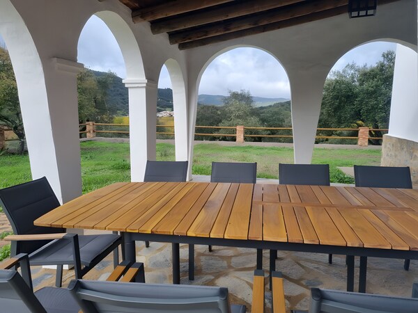 Casa Rural 'Las Cabrillas La Nava' Con Vistas A La Montaña, Piscina Privada Y Aire Acondicionado - Galaroza