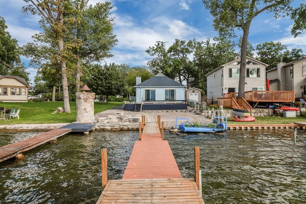 Beautiful Lakefront With Hot-tub 2bedroom +Wifi On All Sports Cooley Lake - Pontiac Lake Recreation Area, Waterford Twp