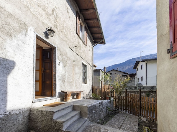 Morelli By Interhome - Tirano