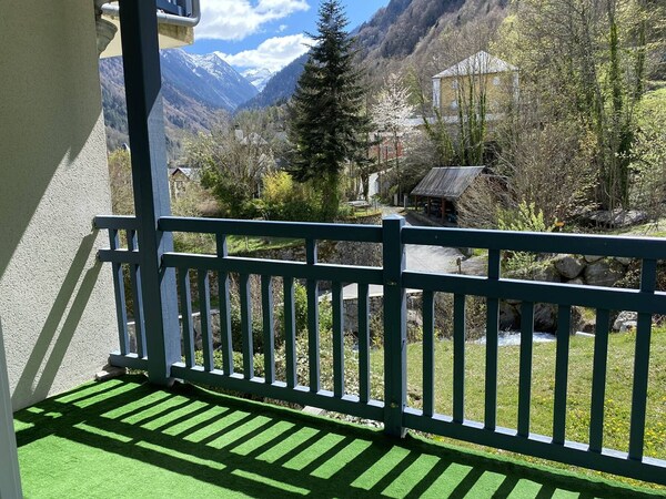 Encantador Apartamento Con Terraza Y Aparcamiento Privado En Cauterets - Cauterets