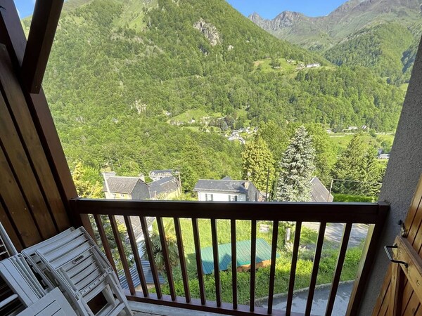 Charmant Chalet Pour 4 à Cauterets Avec Balcon Et Bienvenue Offerte - Cauterets