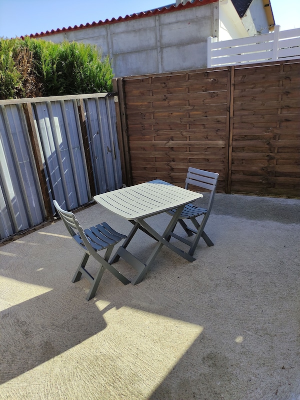 Town House With Courtyard In Cosne Sur Loire - Sancerre