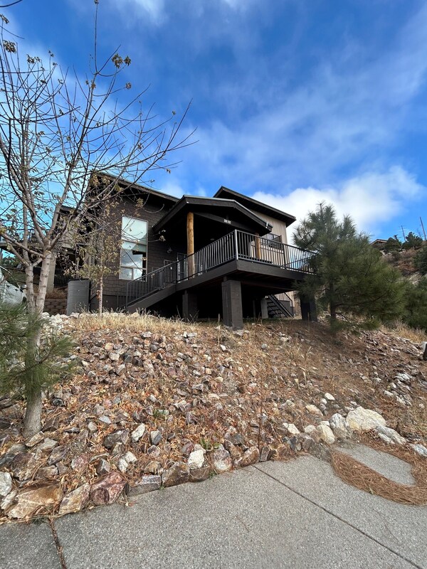 Ski Tucson Cabin On Mt. Lemmon Overlooking Summerhaven, Arizona - Summerhaven, AZ