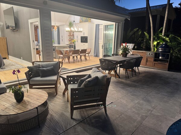 New Listing! Truman Show - Private, Heated Pool And Chef's Kitchen - Key West, FL